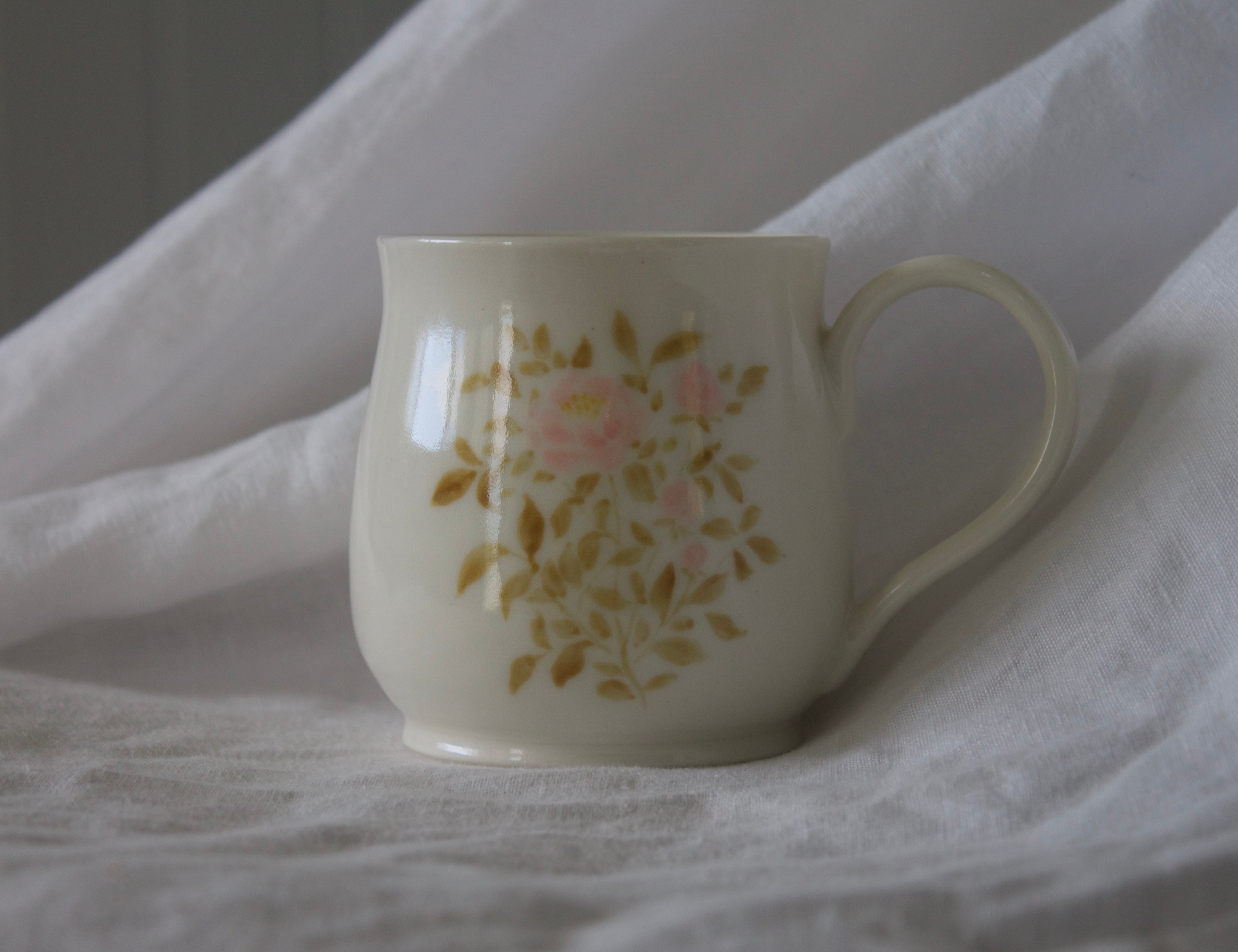 Handmade ceramics by Emily ; Ceramics Handmade by Emily